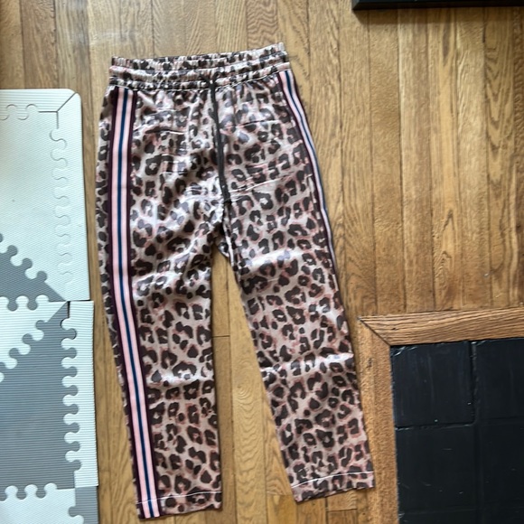 MOTHER | Pants & Jumpsuits | Mother Brand Draw String Leopard Print ...